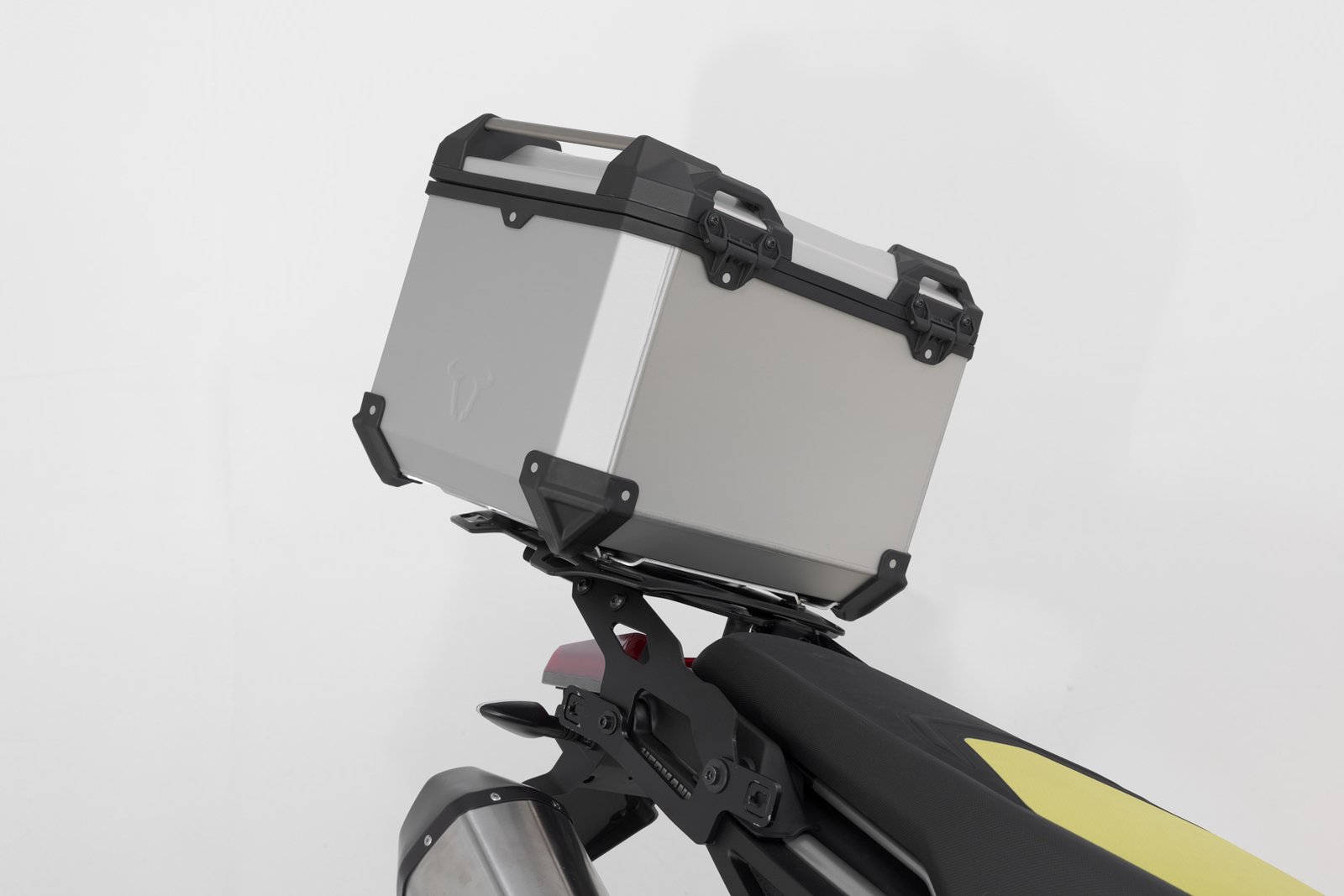 TRAX ADV top case system Silver. Aprilia Tuareg 660 (21-). | SUMOTO Brno